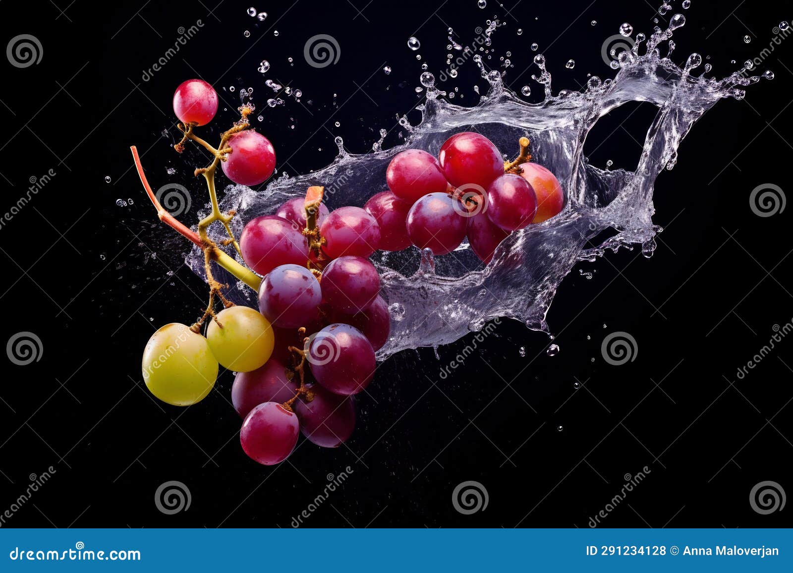 Grapes Fruit in a Splash of Water Stock Photo - Image of fresh, tasty ...