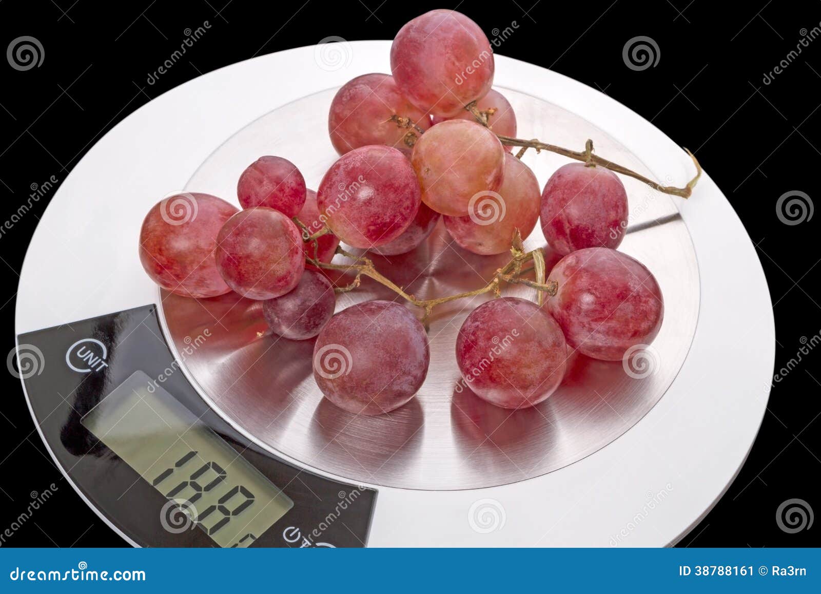 Grapes on kitchen scale stock image. Image of closeup - 38788161