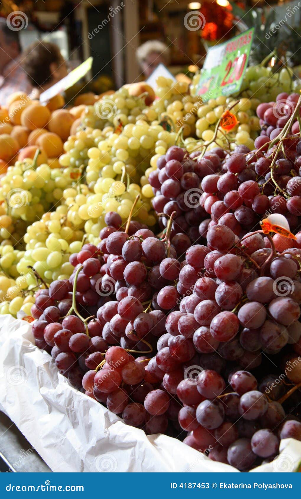 Grapes on the market stock image. Image of harvest, fruit - 4187453