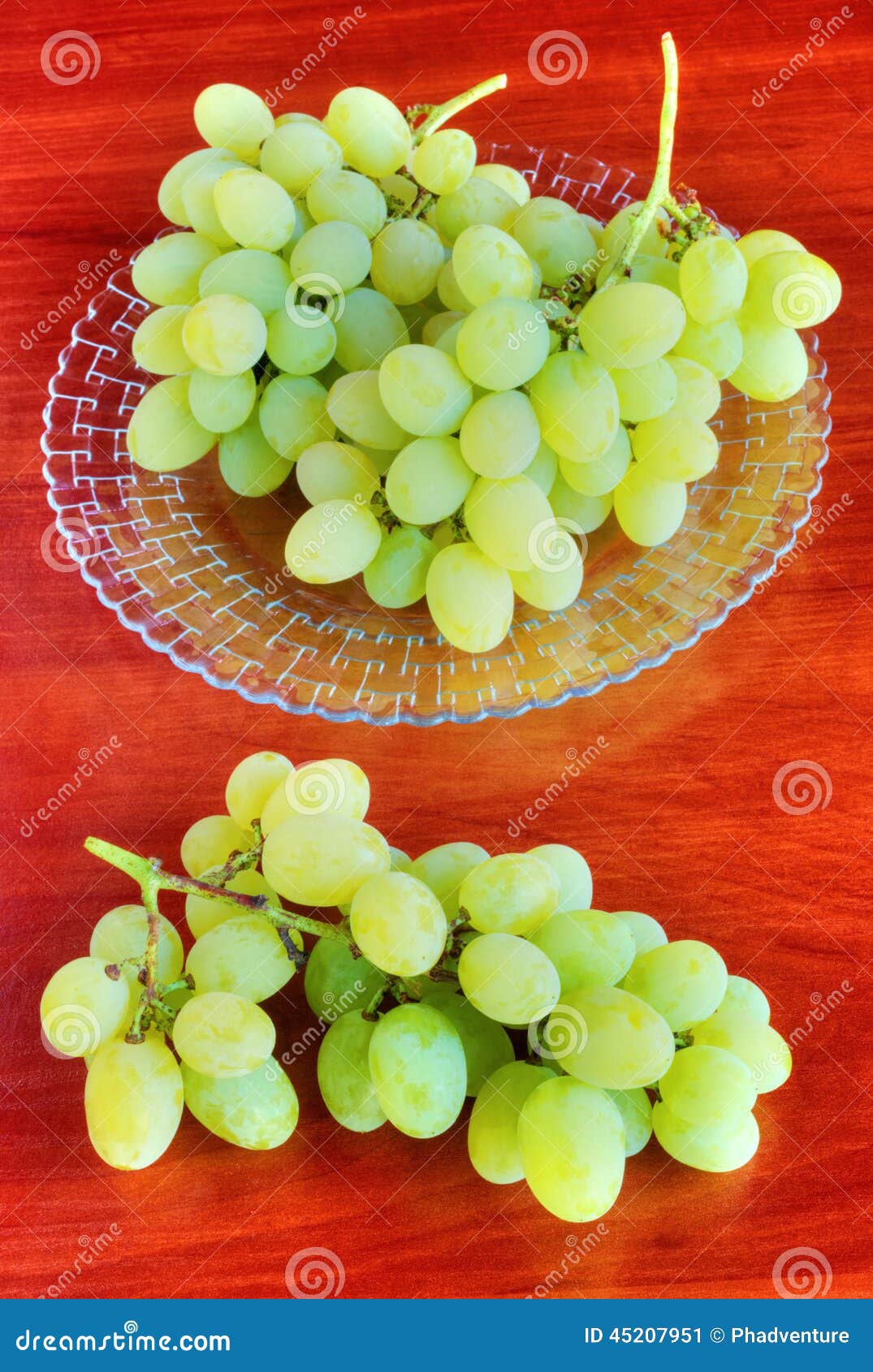 Grapes on table stock image. Image of agriculture, green - 45207951