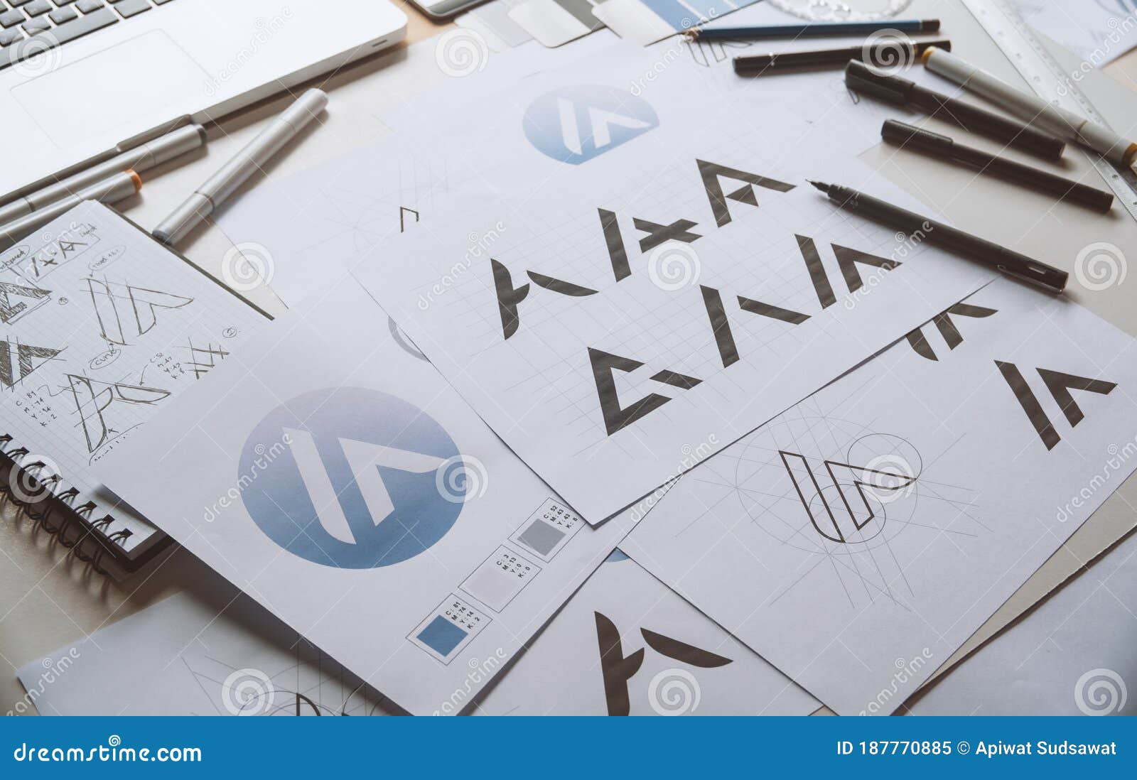 Graphic Designer Development Process Drawing Sketch Design Creative ...