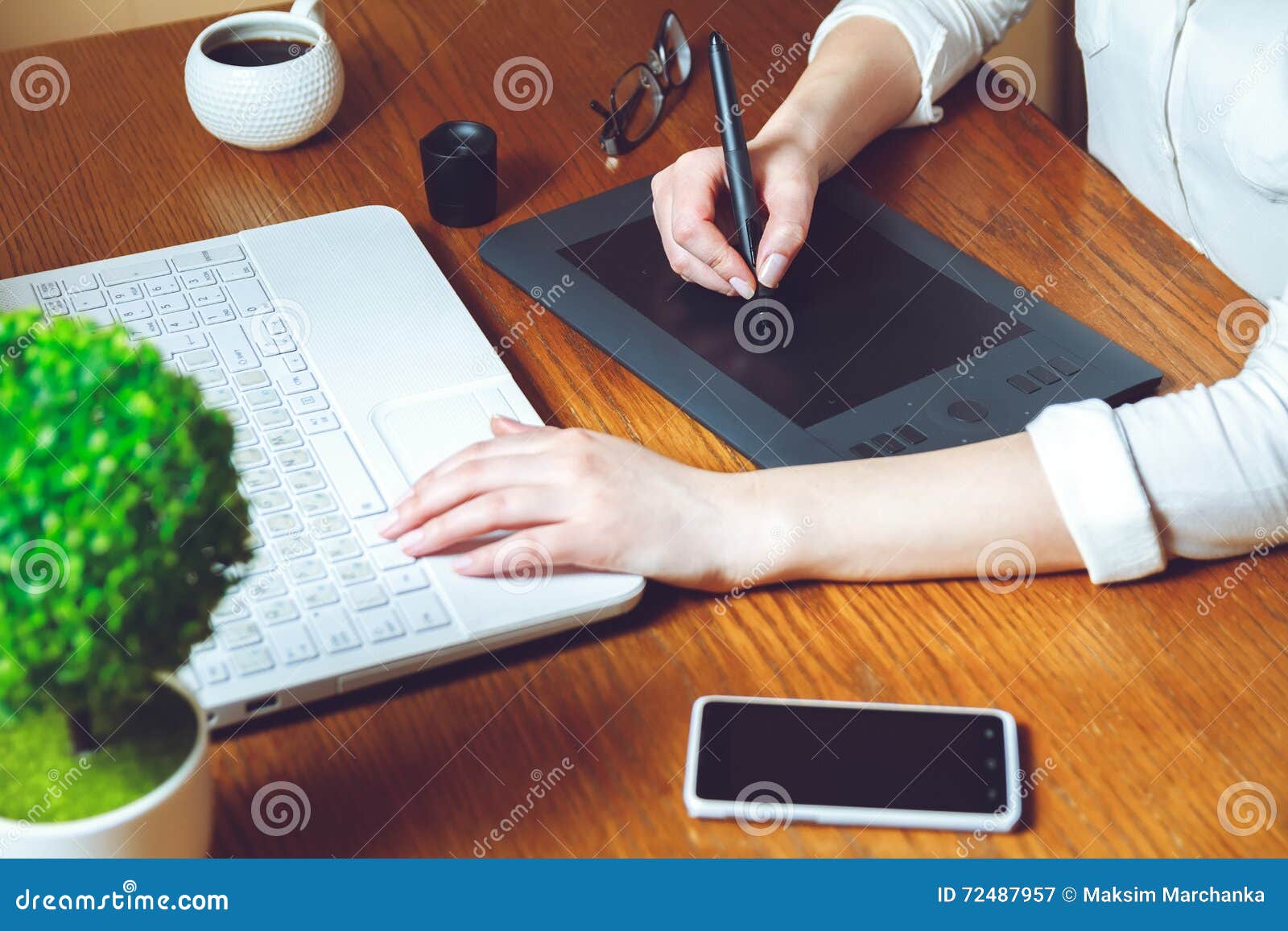 Graphic Designer Using Tablet Stock Image - Image of graphic, graphics ...