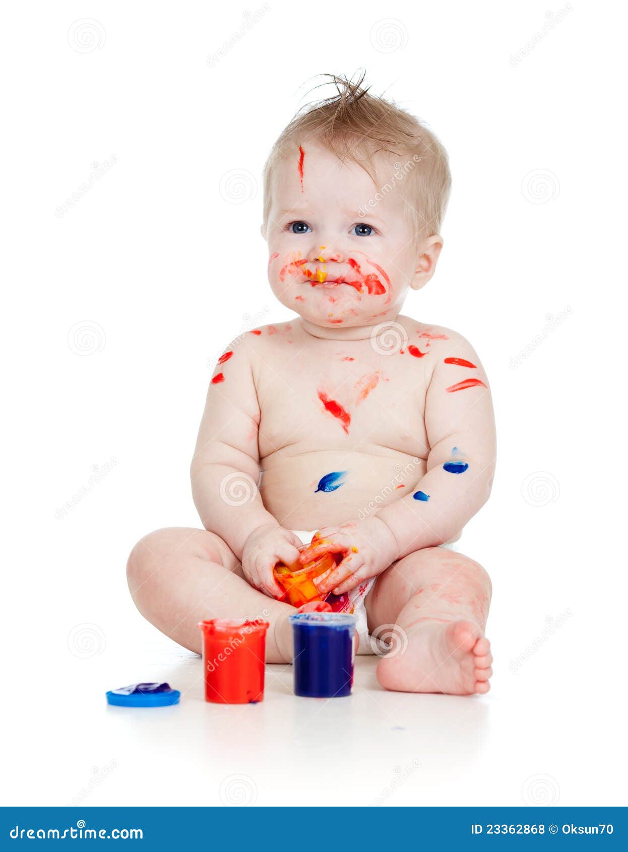 Grappig Vuil Kind Met Verven Stock Foto - Image of kleur, vreugde: 23362868