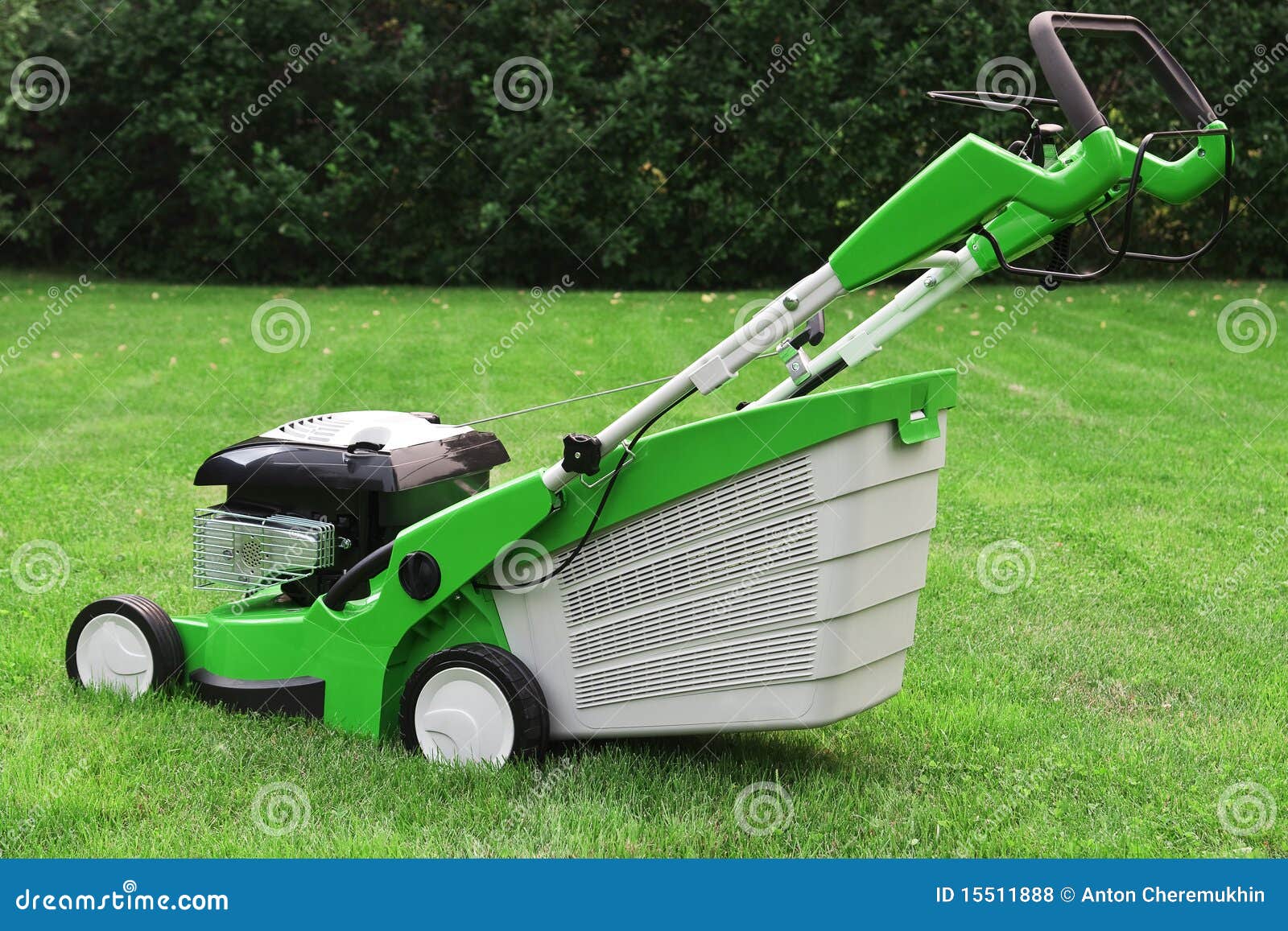 Grass Cutter Royalty Free Stock Photos - Image: 15511888