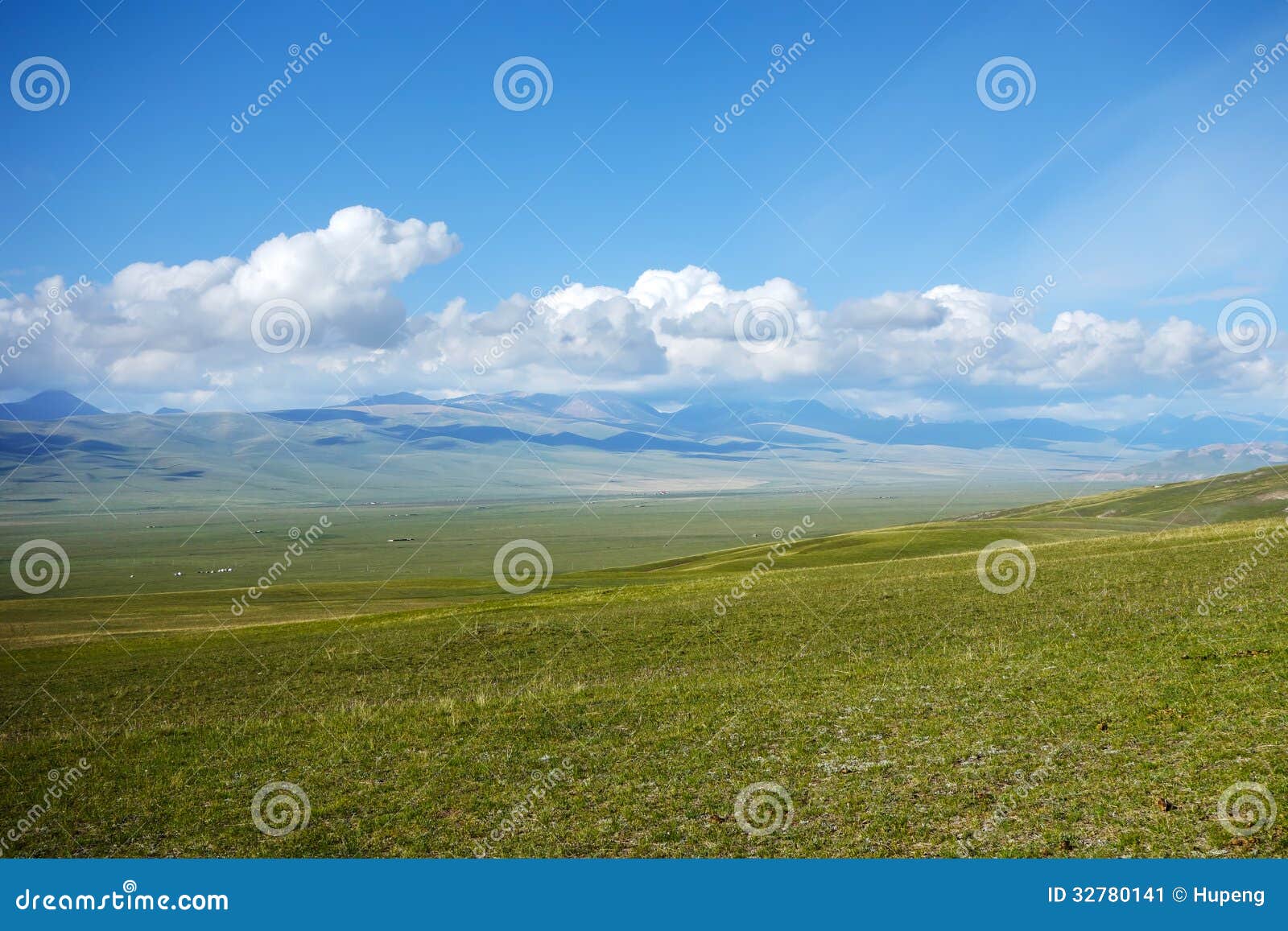 Grassland with White Clouds Stock Image - Image of beauty, farms: 32780141