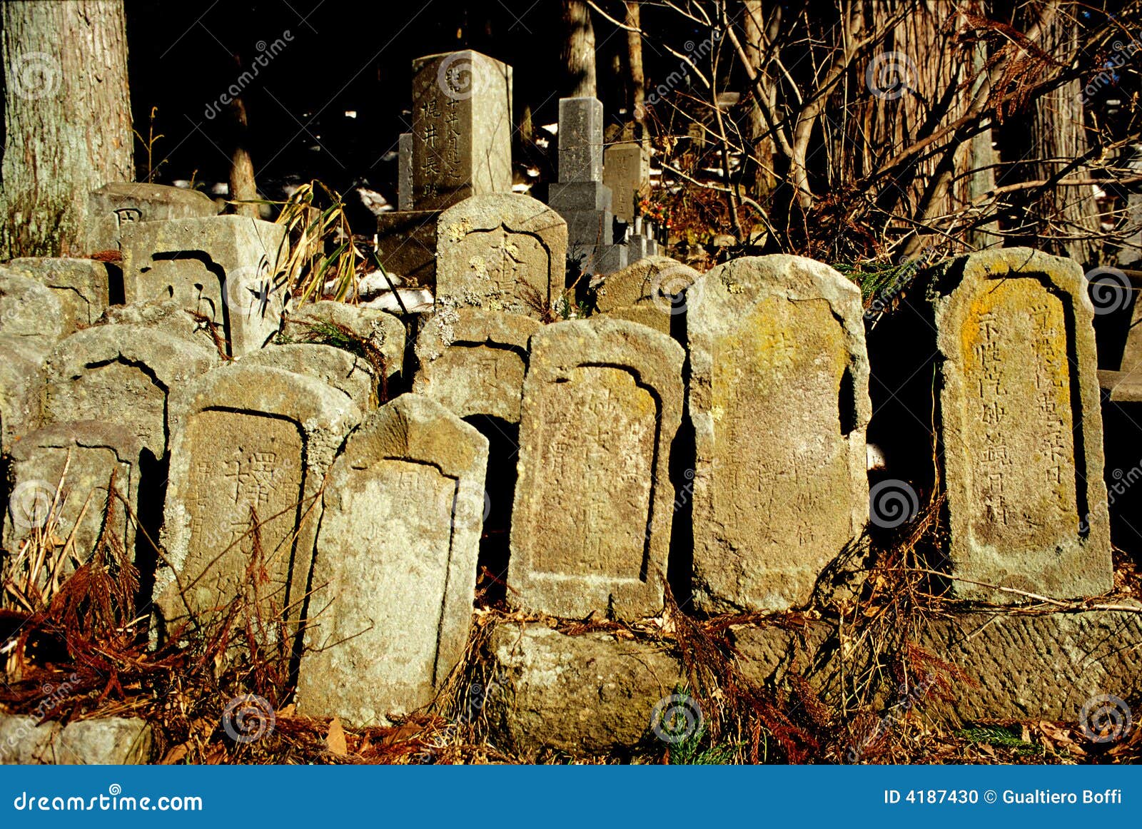 Grave stone stock photo. Image of rendered, tombstone - 4187430