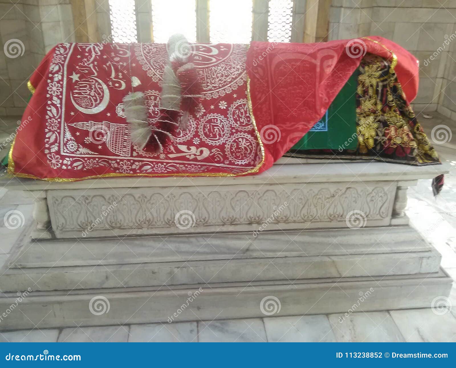 Tomb Of Qutb Ud Din Aibak