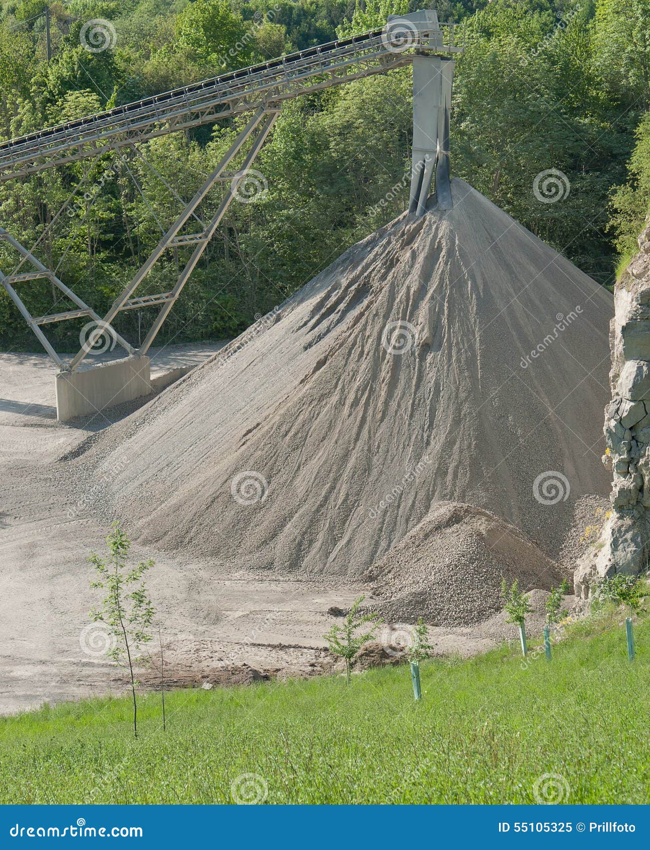 Gravel pit stock image. Image of equipment, manufacturing - 55105325