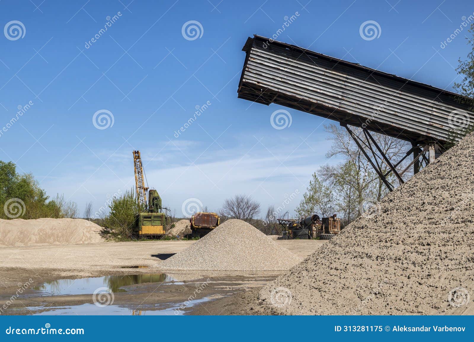 Gravel Pit Sorting Facility Stock Image - Image of material, industry ...