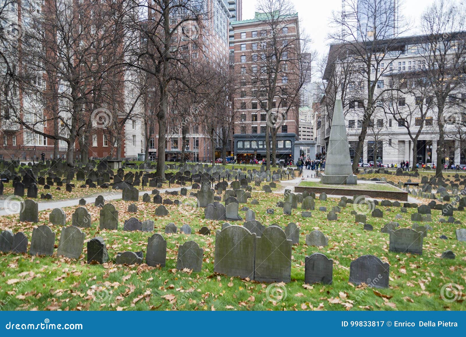 Graveyard in Boston editorial photography. Image of green - 99833817