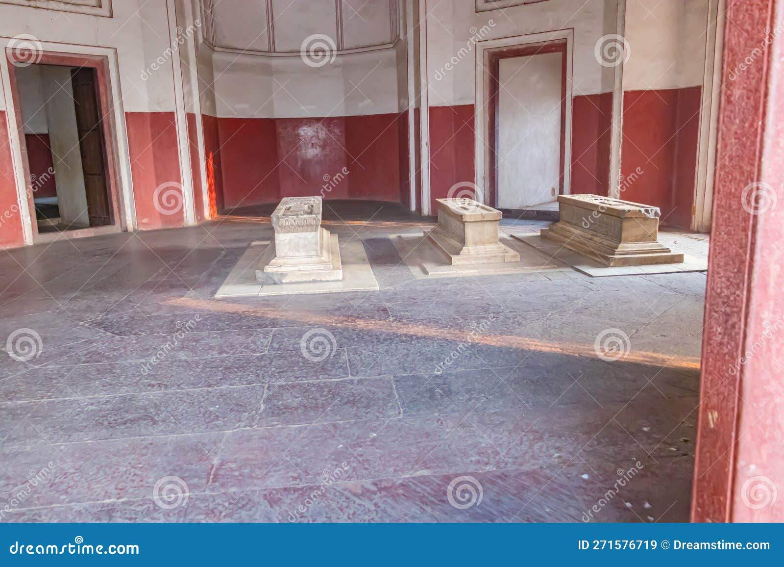 Graveyards Inside Humayun Tomb at Morning from Unique Perspective Stock ...
