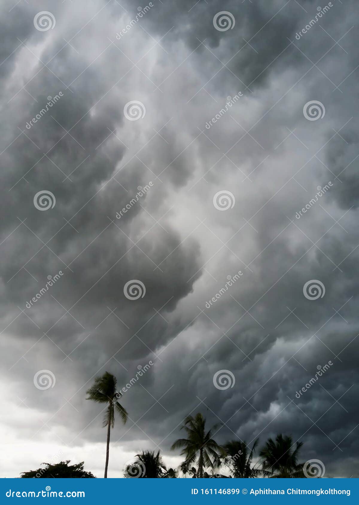 The Gray Cloud Sky before Typhoon,tornado,hurricane,storm Come Stock ...