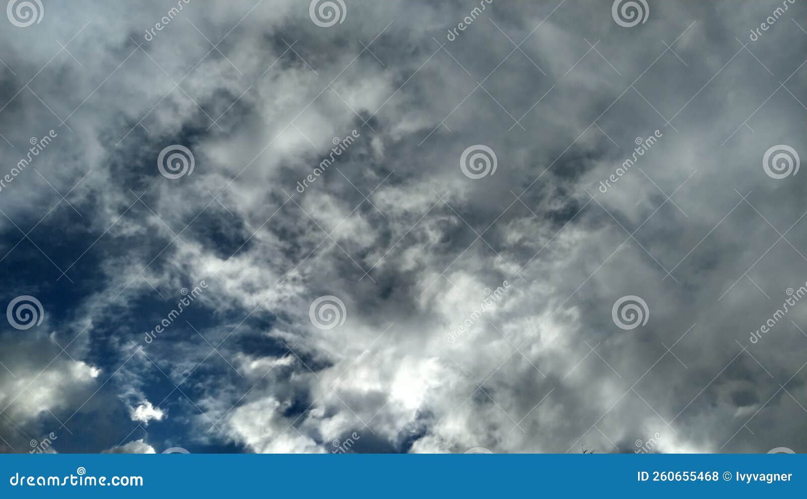 Gray Clouds on Sky. Weather Change Stock Photo - Image of cumulus, gray ...