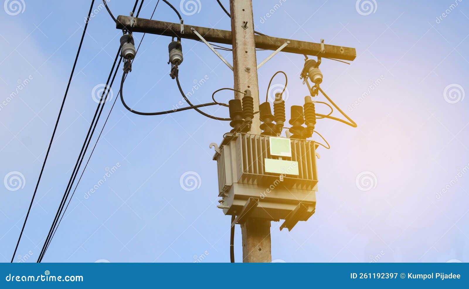 Gray Electrical Terminal For Connecting Wires For DIN Rail Installation ...