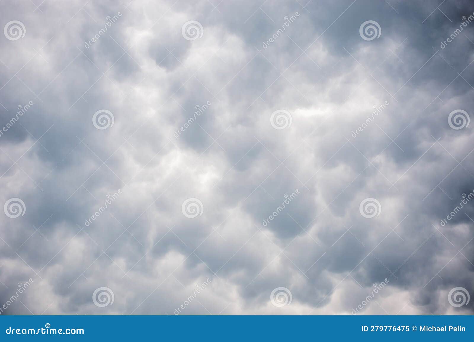Gray Overcast Sky with Clouds Stock Image - Image of overcast ...