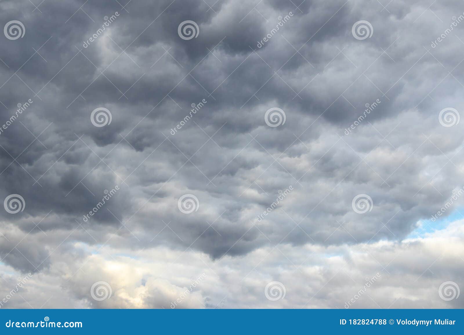 Gray Stormy Sky with Dramatic Clouds, Sky during a Cyclone Stock Photo ...