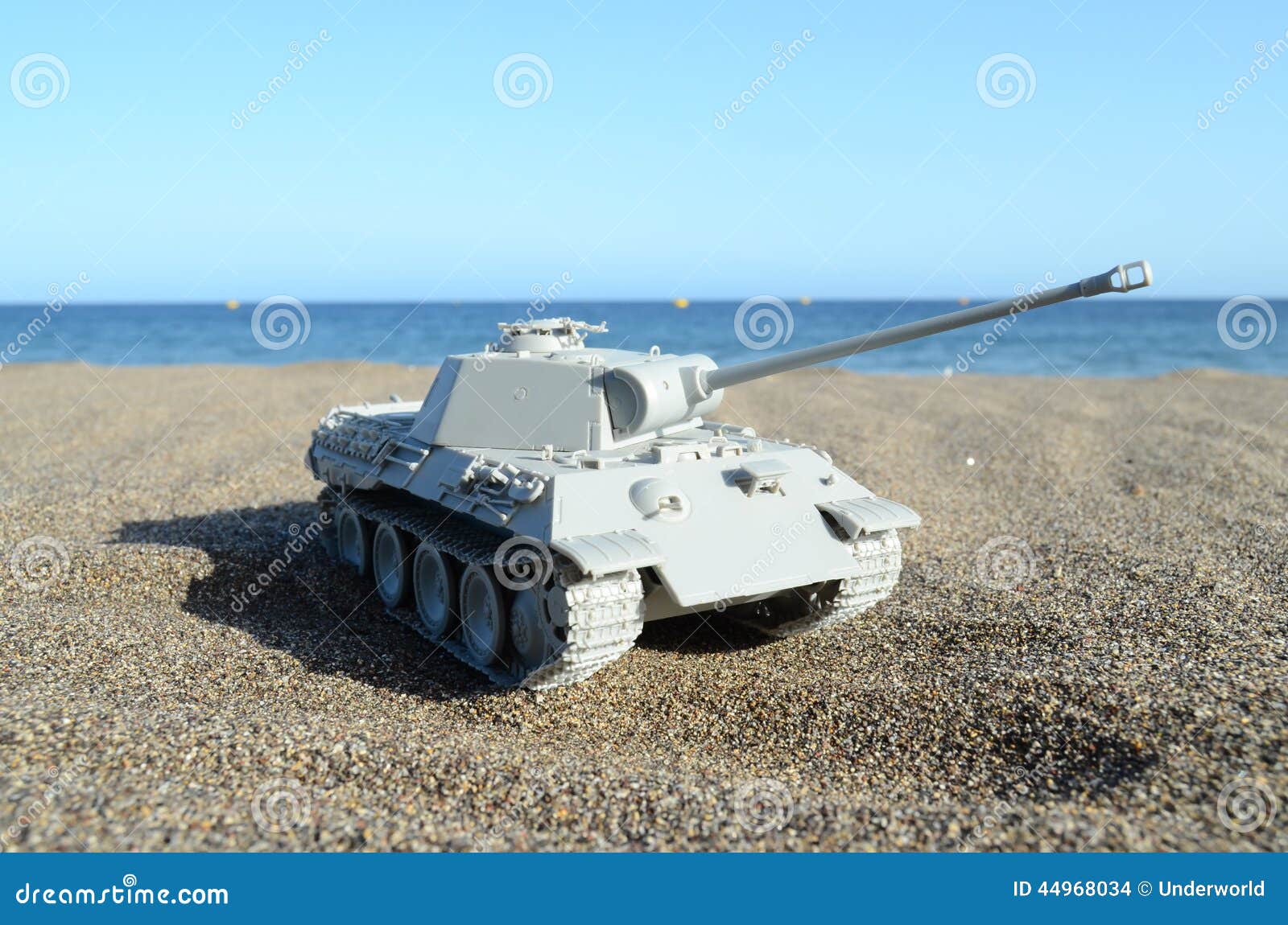 Gray Tank Model photo stock. Image du armé, armée, coloré - 44968034