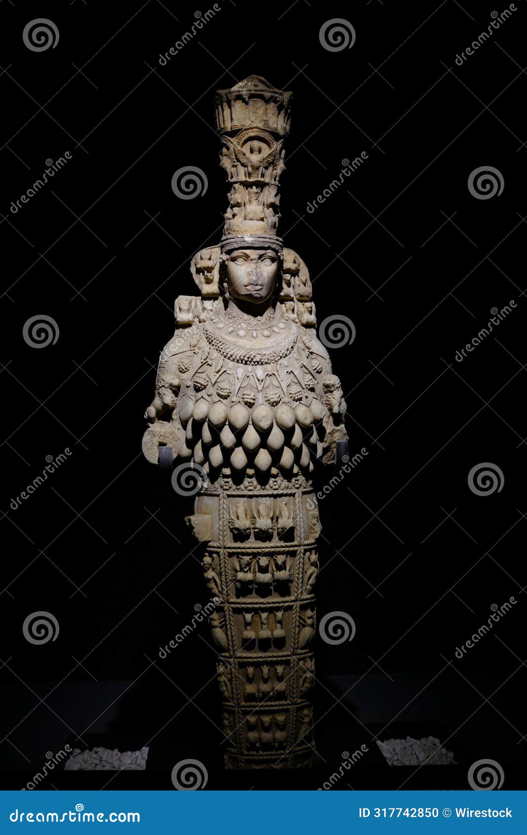 Great Artemis Statue in Ephesus Museum. Editorial Image - Image of ...