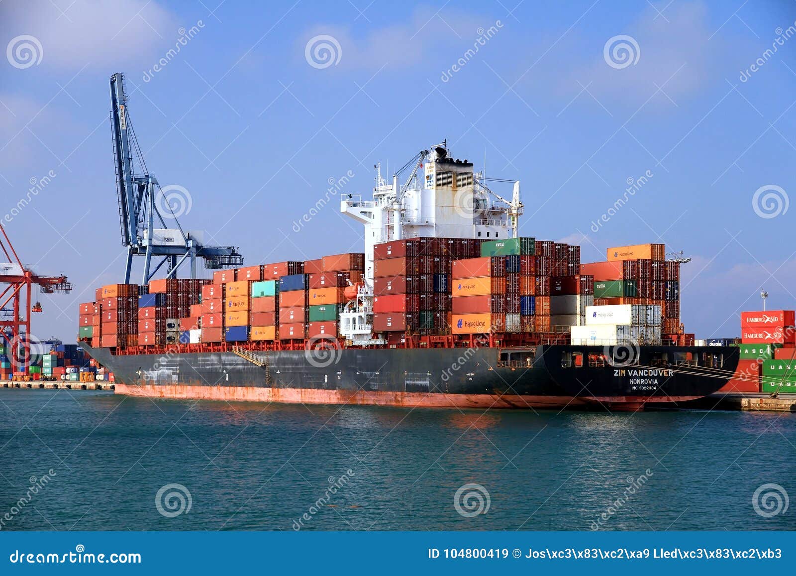 Big Container Ship ZIM VANCOUVER Working in the Port of Valencia ... Big Container Ship ZIM VANCOUVER Working in the Port of Valencia ...