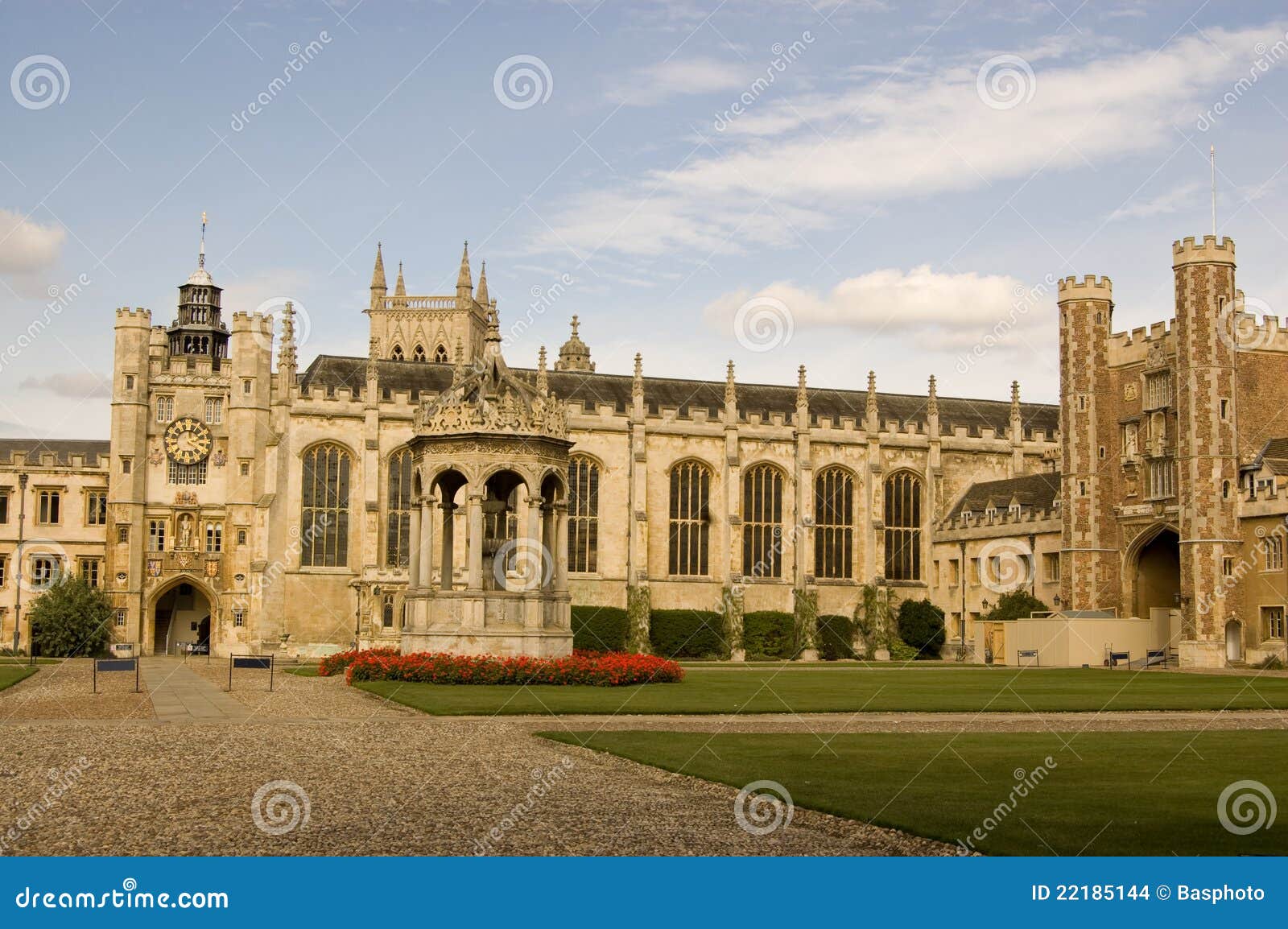 Great Court, Trinity College, Cambridge Stock Photo - Image of trinity ...