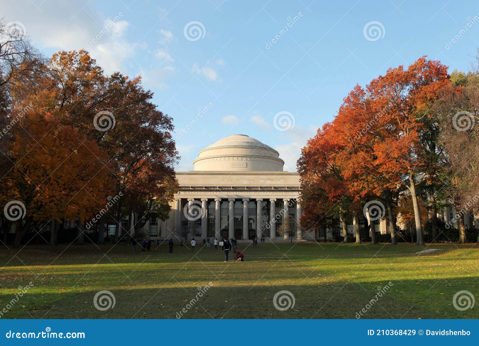The Great Dome at MIT in Fall Stock Image - Image of historic, sunny ...
