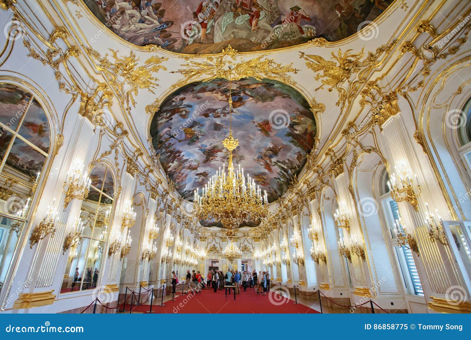 Great Gallery of Schonbrunn Palace, Vienna Editorial Image - Image of ...