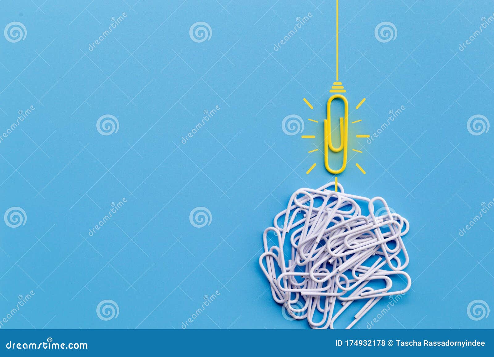 Great Ideas Concept with Paperclip,thinking,creativity,light Bulb on ...
