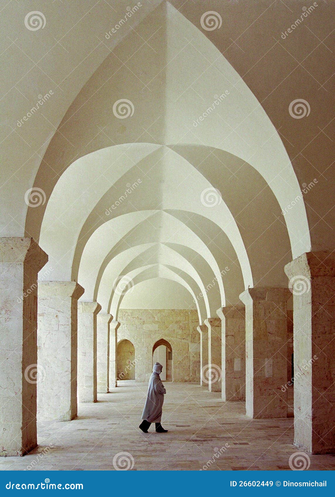 The Great Mosque of Aleppo in Syria Editorial Stock Image - Image of ...