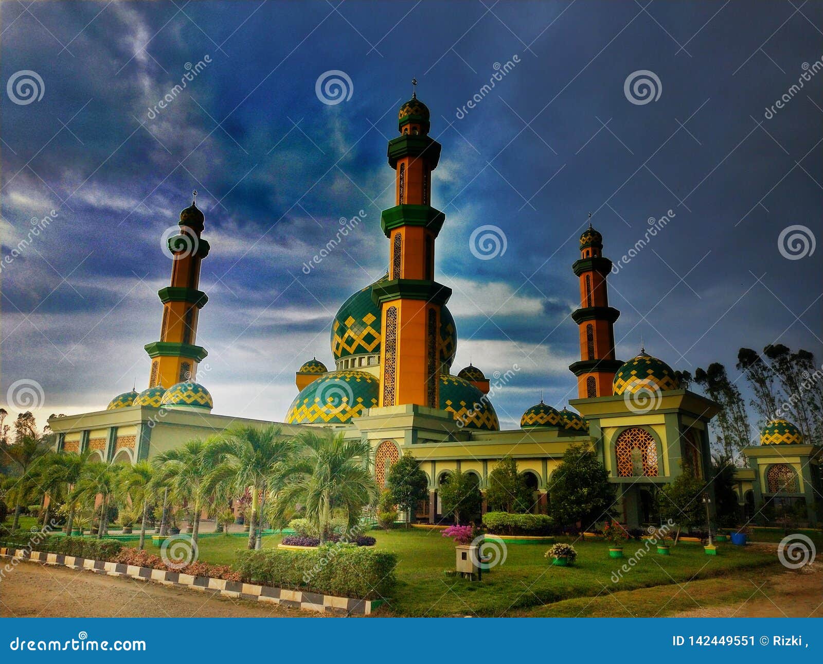 Great Mosque in Indonesia Beautiful Wonderful Stock Image - Image of ...