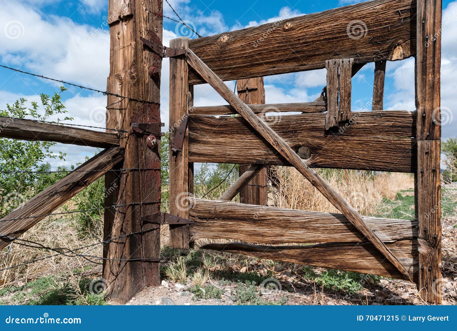 Great old ranch gate stock image. Image of fence, landscape - 70471215