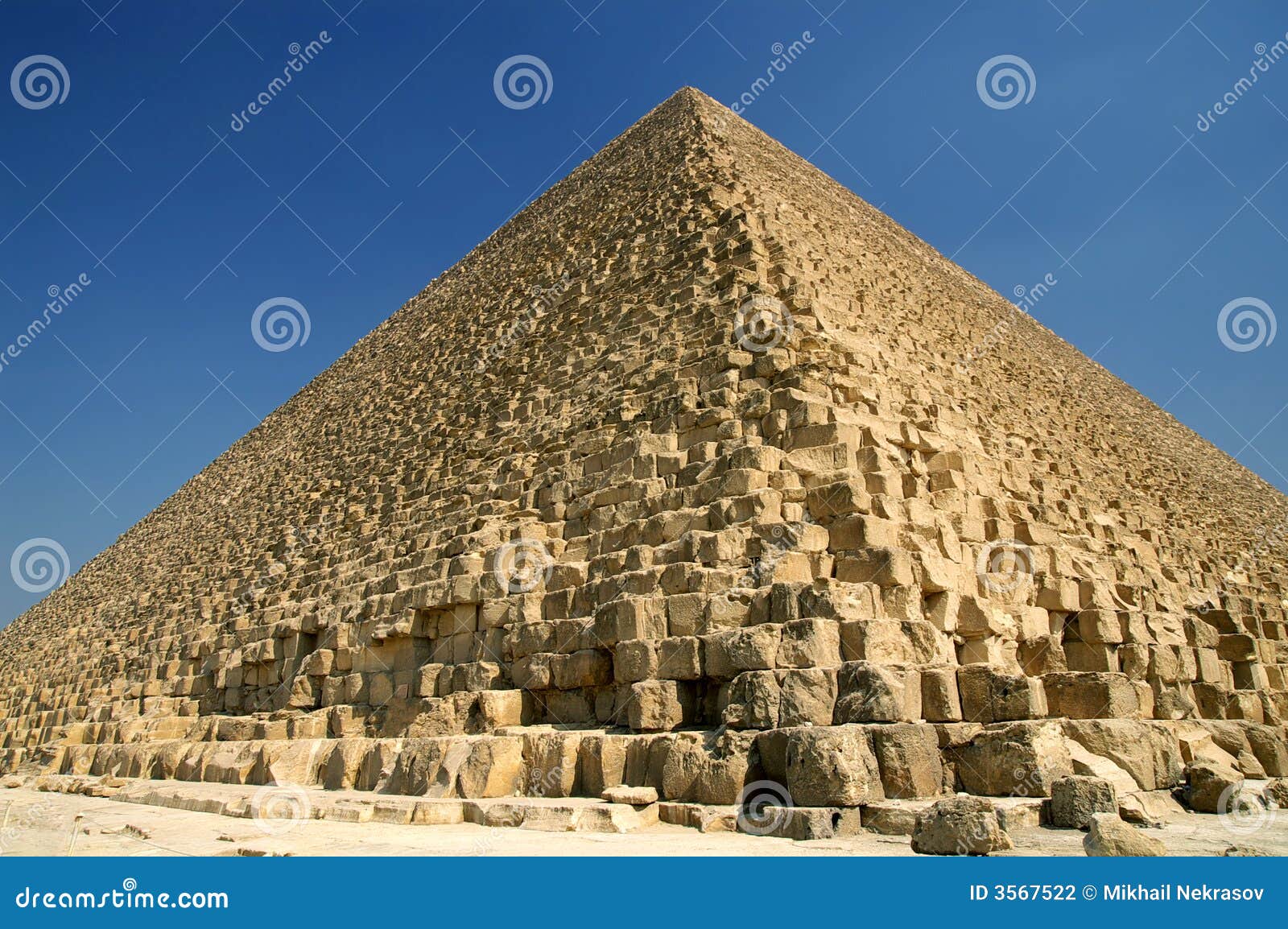 Great Pyramid of Giza stock photo. Image of landmark, pharaoh - 3567522