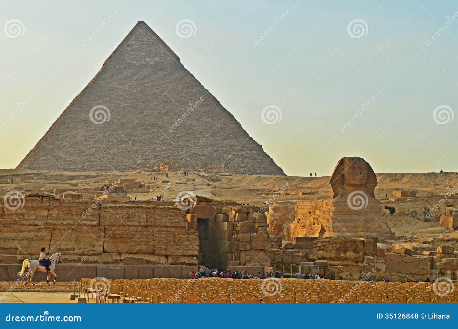 Great Pyramid of Giza and the Sphinx Editorial Stock Photo - Image of ...