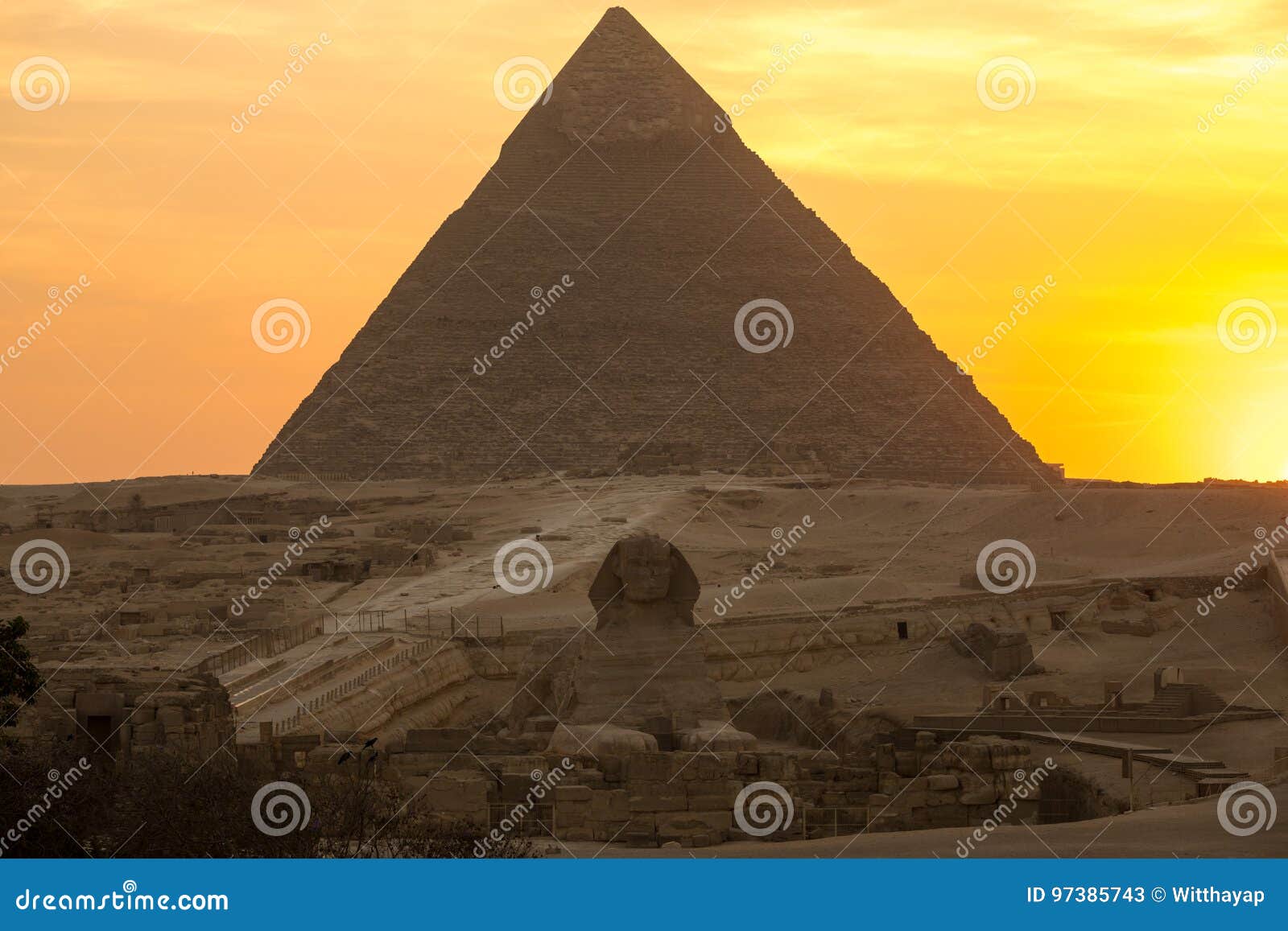 The Great Pyramid on Sunset Stock Image - Image of egypt, sphinx: 97385743