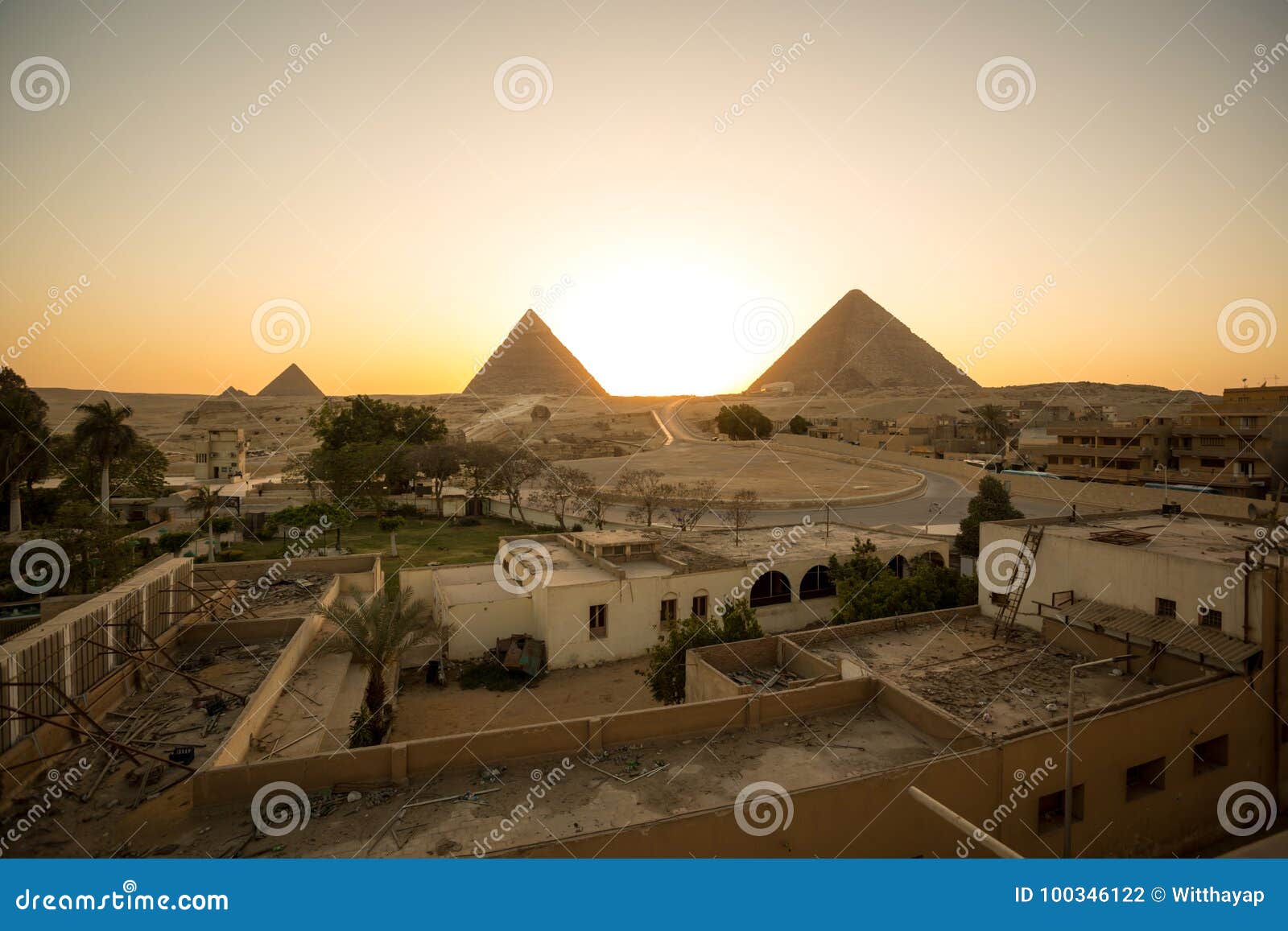 The Great Pyramid on Sunset Stock Photo - Image of pharaoh, landmark ...