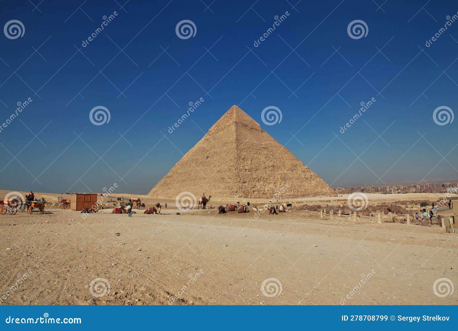 Giza, Cairo, Egypt - September 30, 2021: Pyramids Of Giza, A Complex Of ...