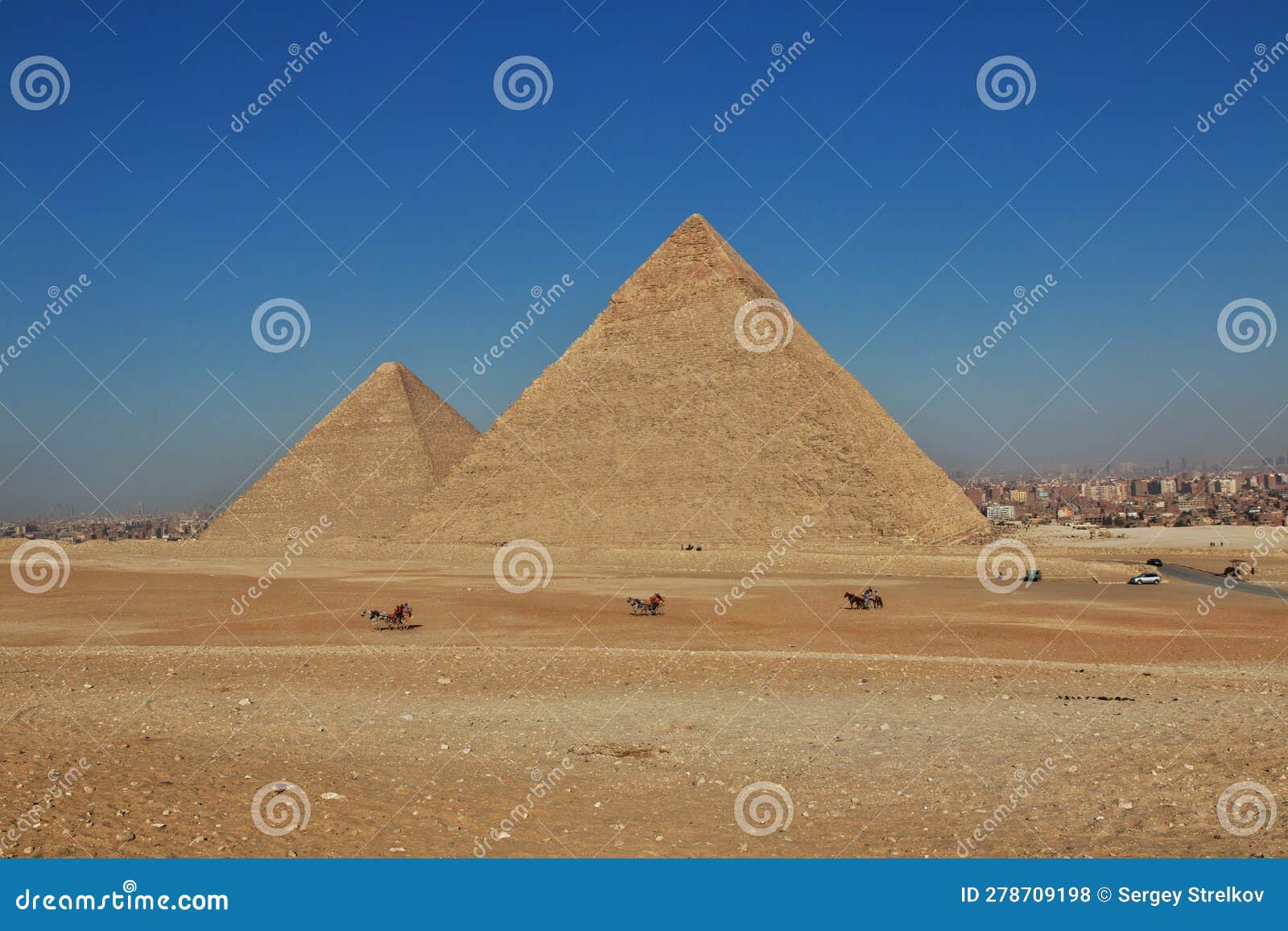 Great Pyramids of Ancient Egypt in Giza, Cairo, Africa Stock Photo ...