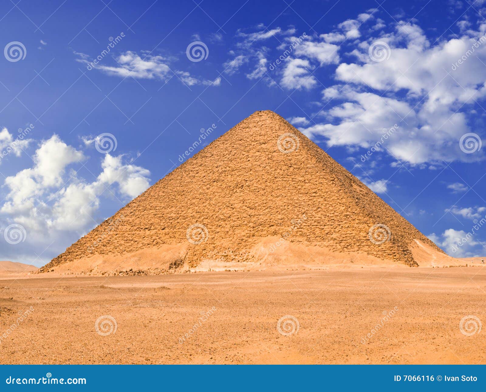 Great pyramyd of Dashur stock photo. Image of adventure - 7066116