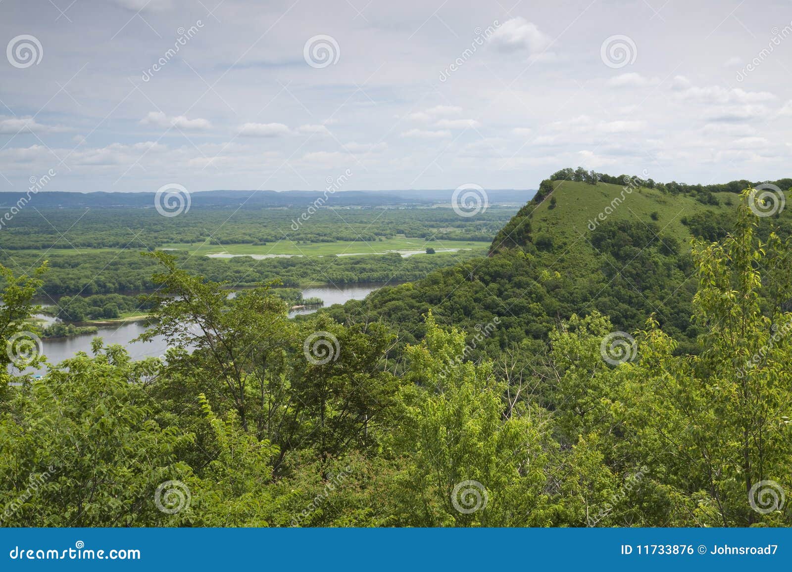 Great River Bluffs Overlook Stock Photo - Image of minnesota, mountain ...