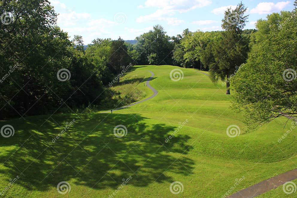 Great Serpent Mound, Peebles, Ohio Stock Image - Image of peebles ...
