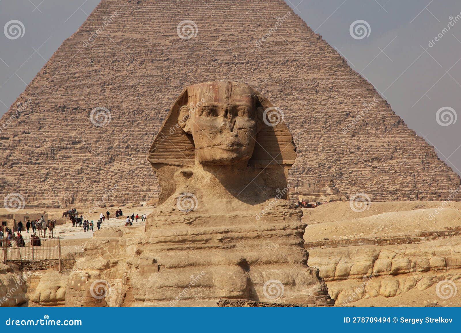 Great Sphinx and Pyramids of Ancient Egypt in Giza, Cairo, Africa ...