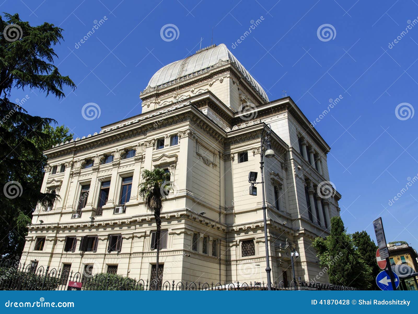 Great Synagogue In Rome