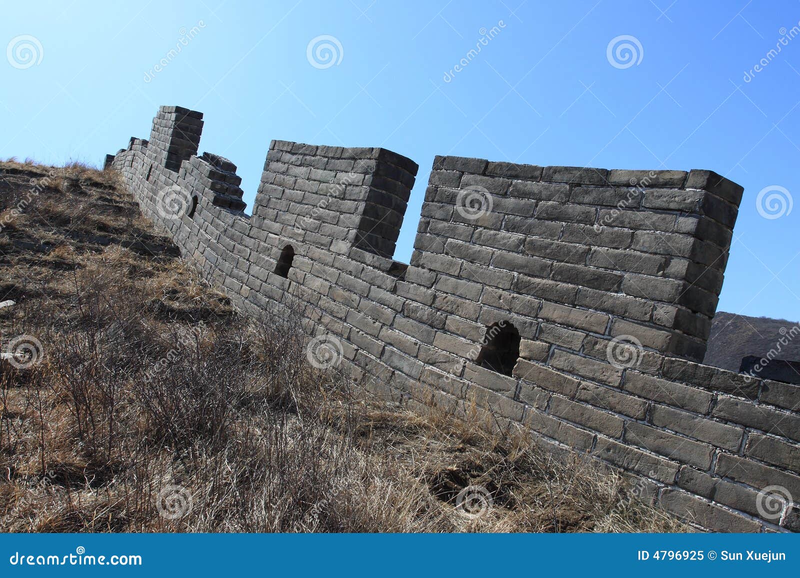 Great Wall of China ruins stock image. Image of hill, feats - 4796925