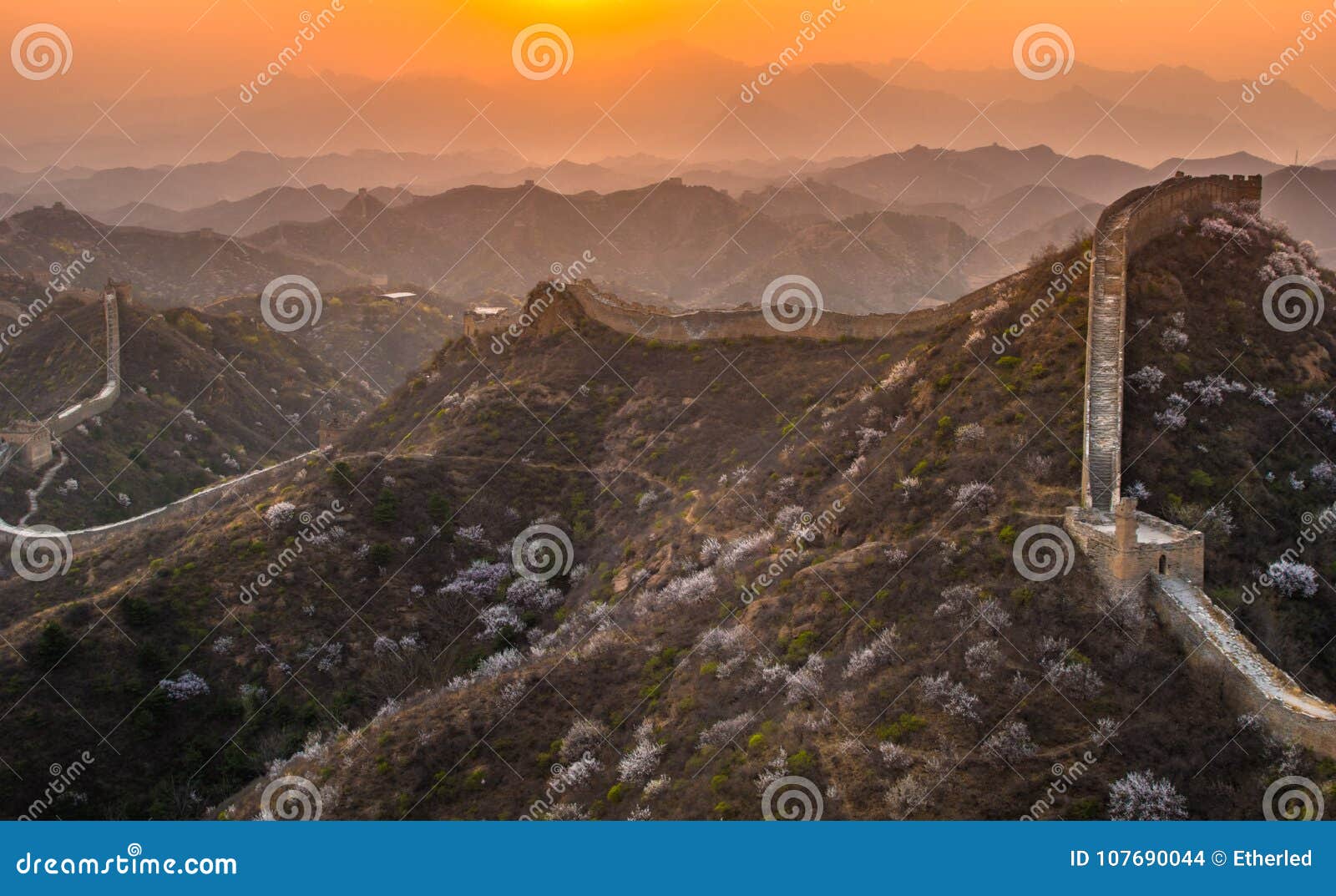 The great wall sunset stock photo. Image of afternoon - 107690044