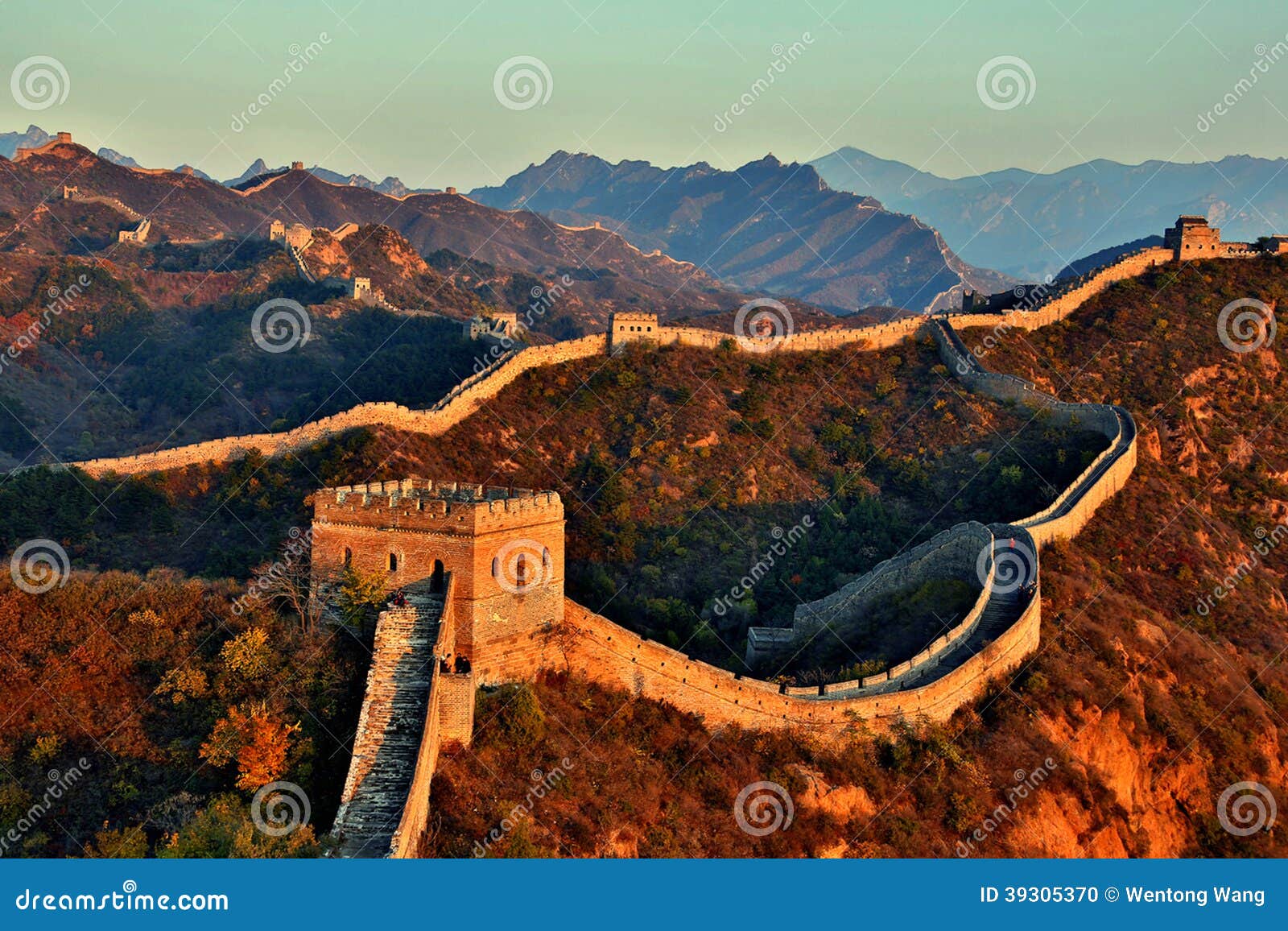 Great Wall at Sunset editorial image. Image of simitai - 39305370