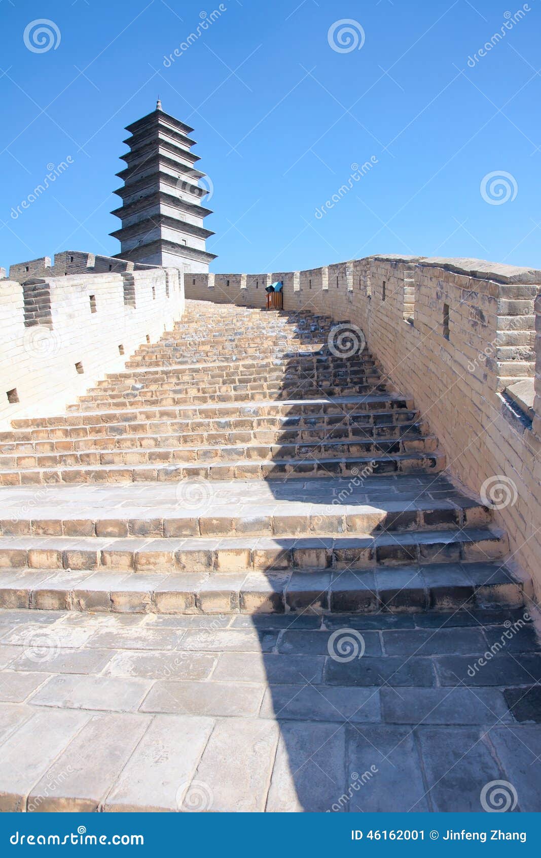 Great wall and turret stock image. Image of step, brick - 46162001