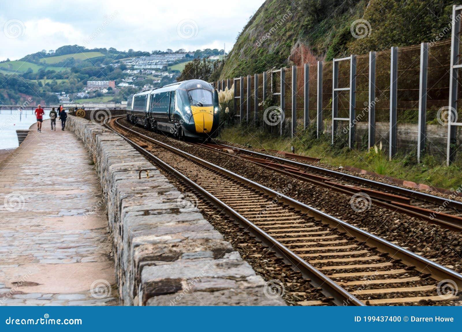 Class 802 Intercity Express Train at Teignmouth Editorial Image - Image ...