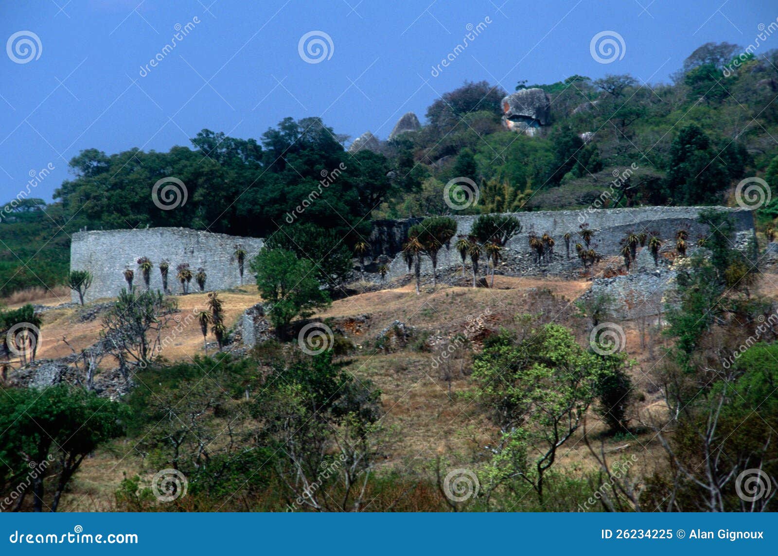 The Great Zimbabwe ruins editorial image. Image of heritage - 26234225