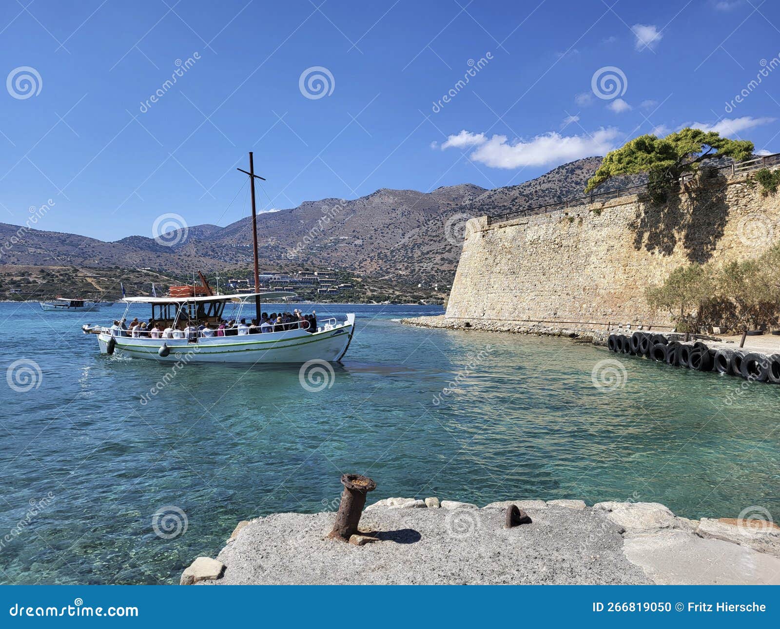 Greece, Crete, Fortress Spinalonga Editorial Image - Image of leper ...