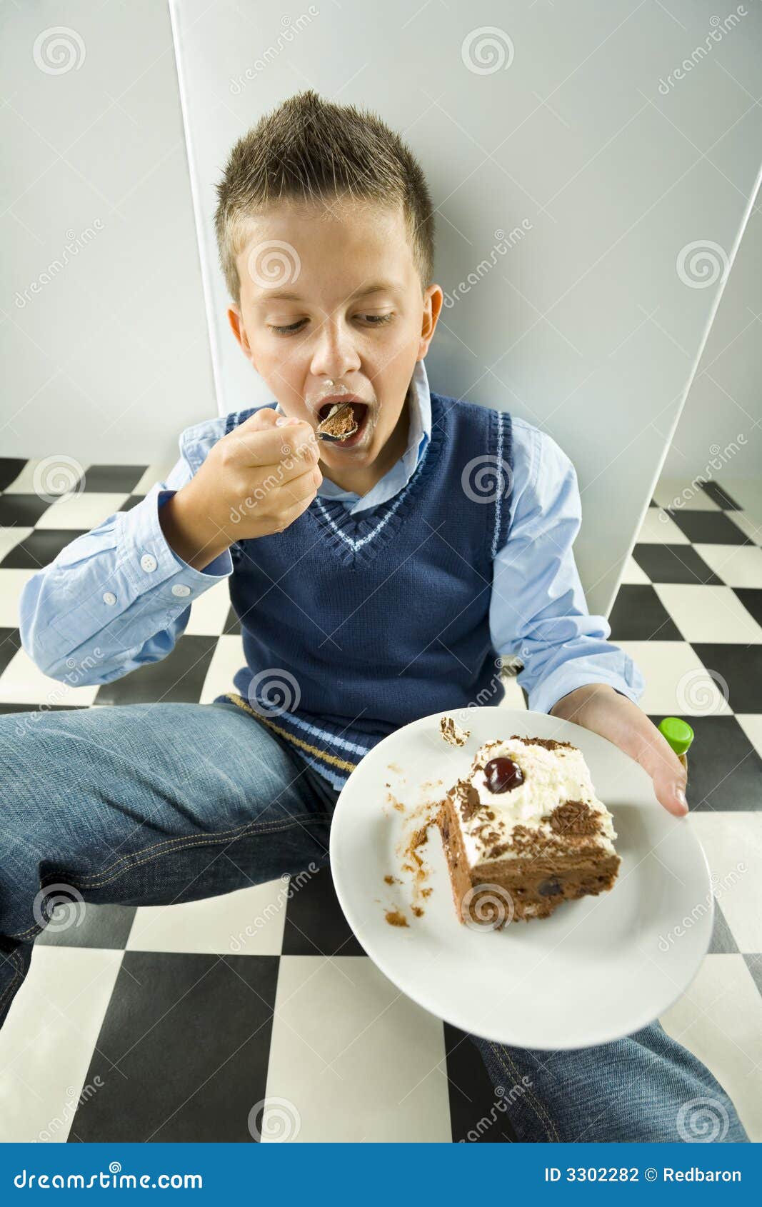 Greedy child stock photo. Image of cake, enjoy, happy - 3302282