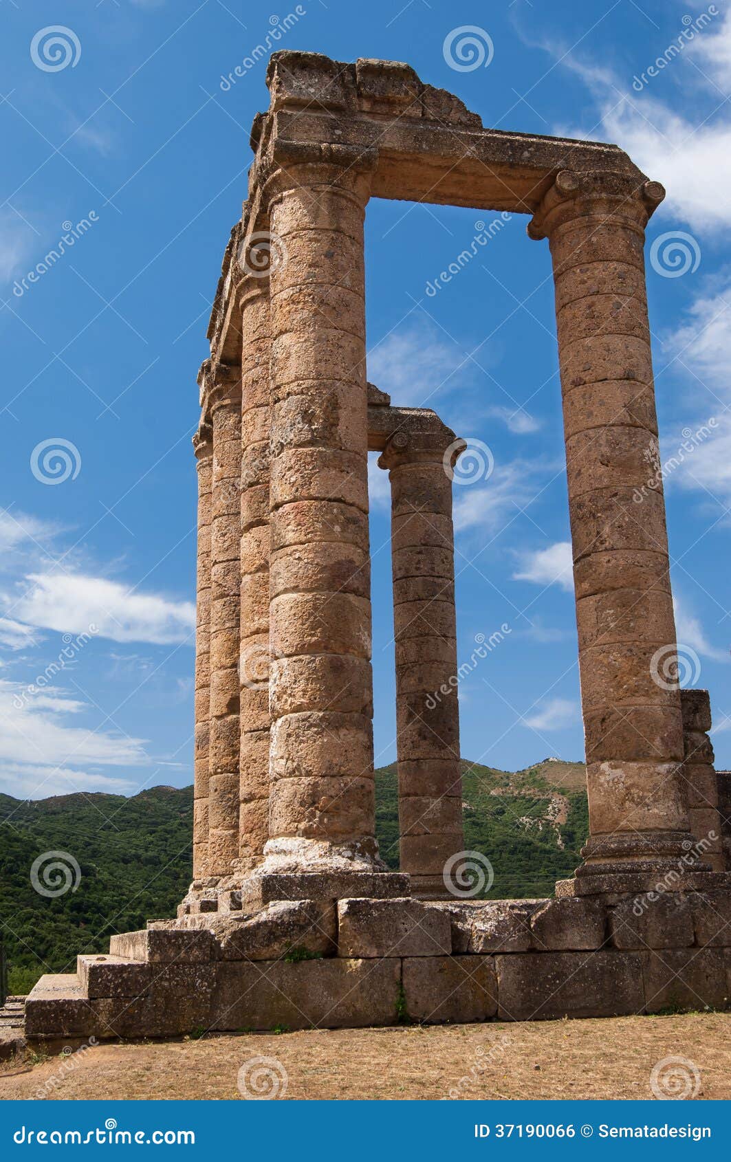 Antas Temple Royalty-Free Stock Photography | CartoonDealer.com #43017887